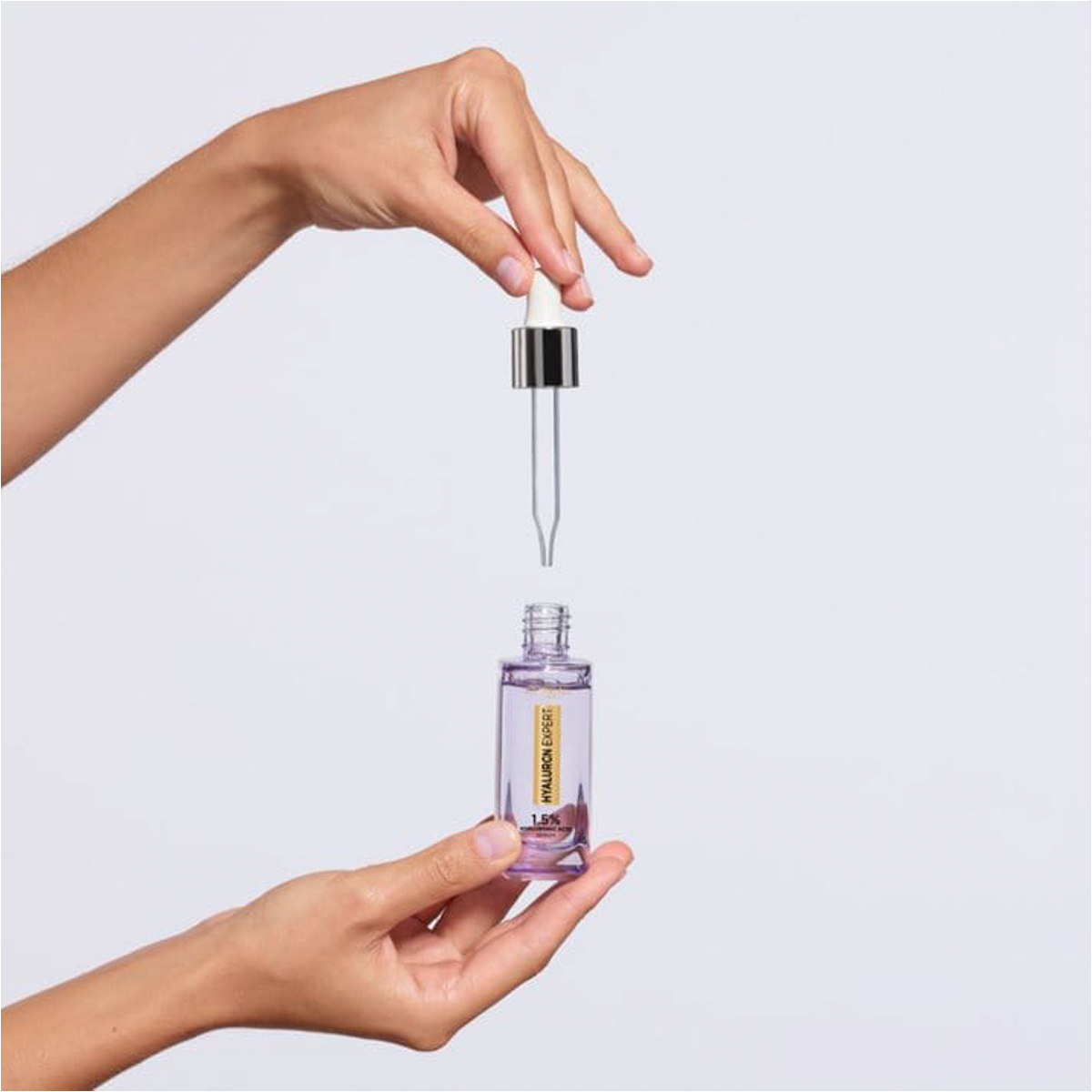 Loreal Paris Hyaluron Expert Replumping Serum - 30 Ml | Whites