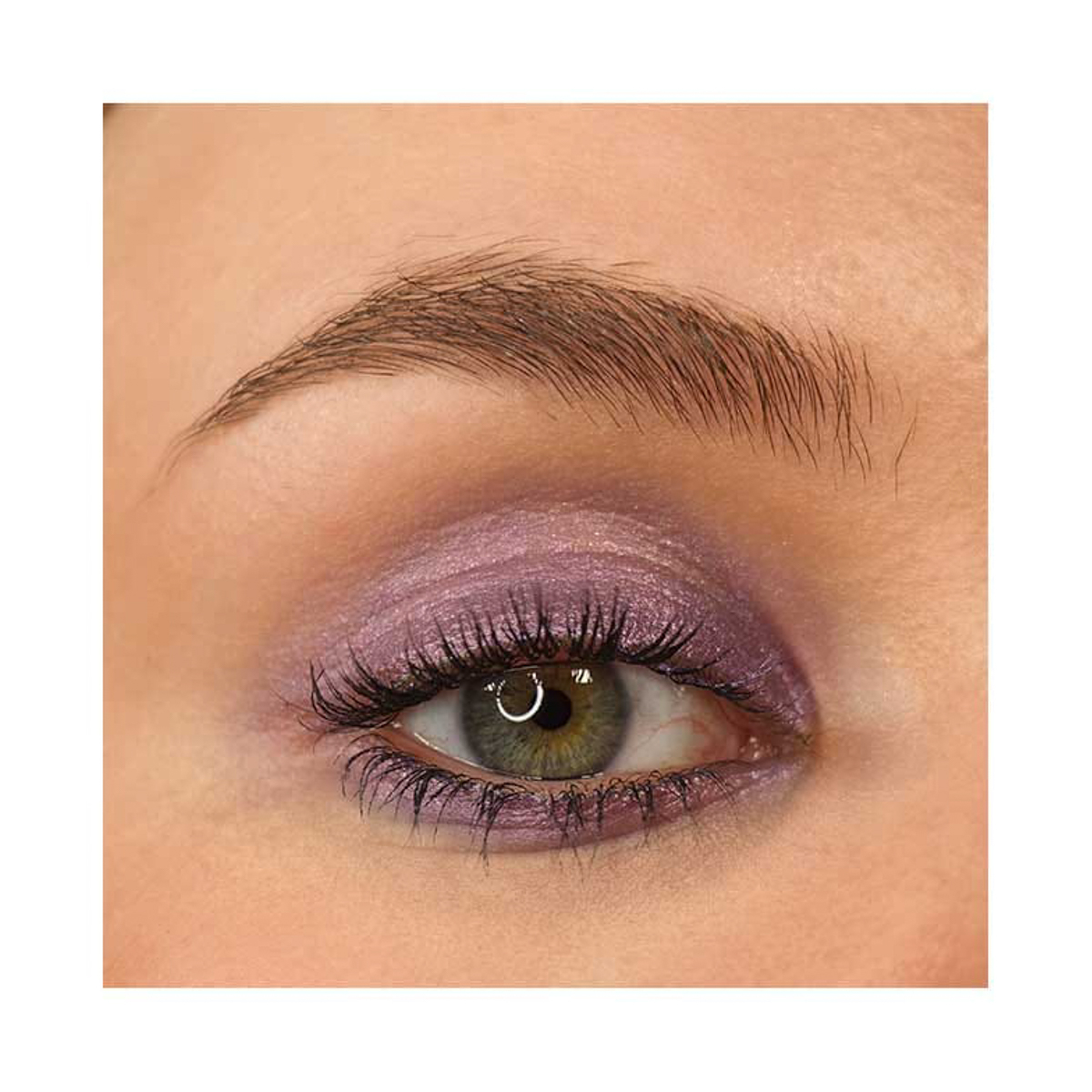 Makeup Revolution Mousse Shadow | Whites