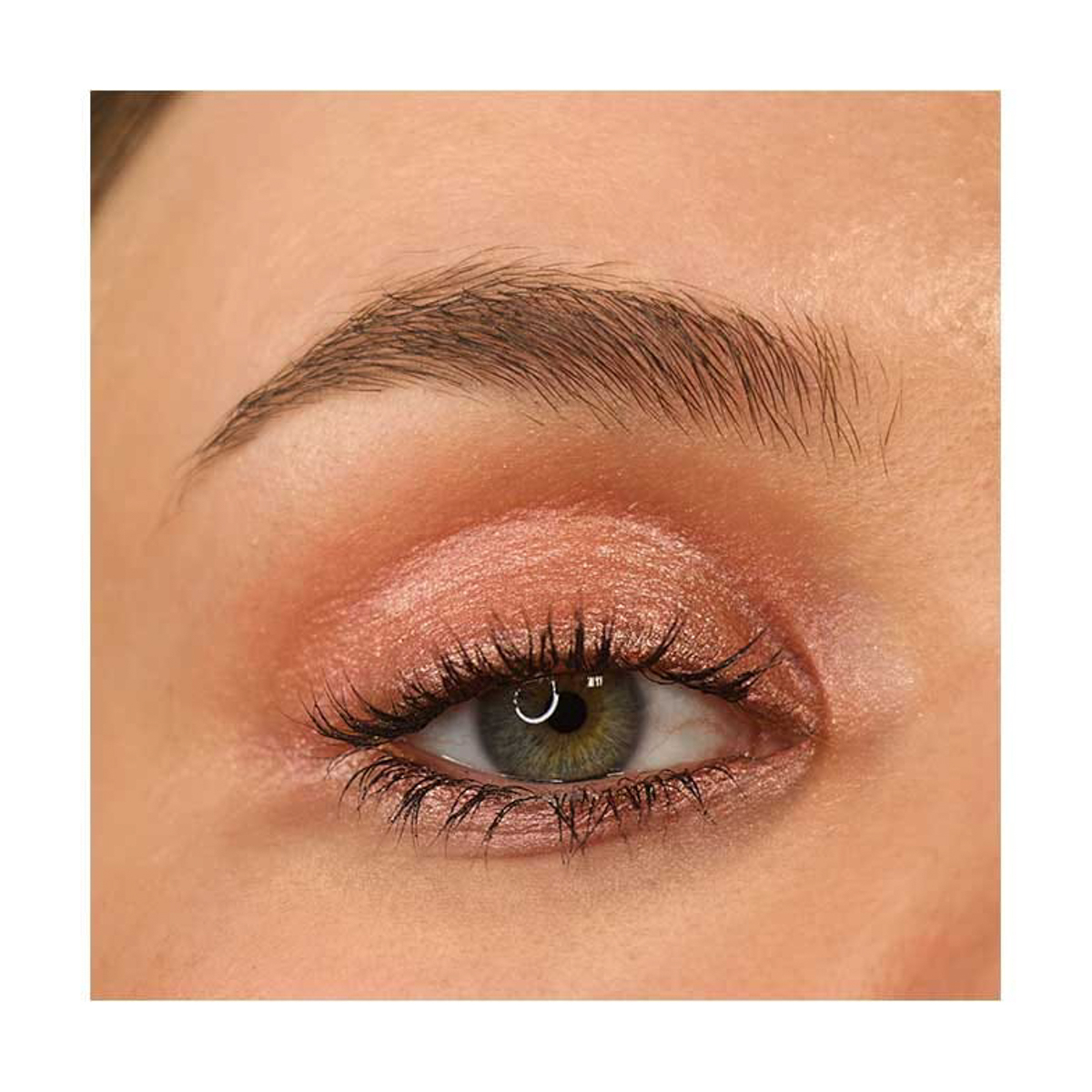 Makeup Revolution Mousse Shadow | وايتس